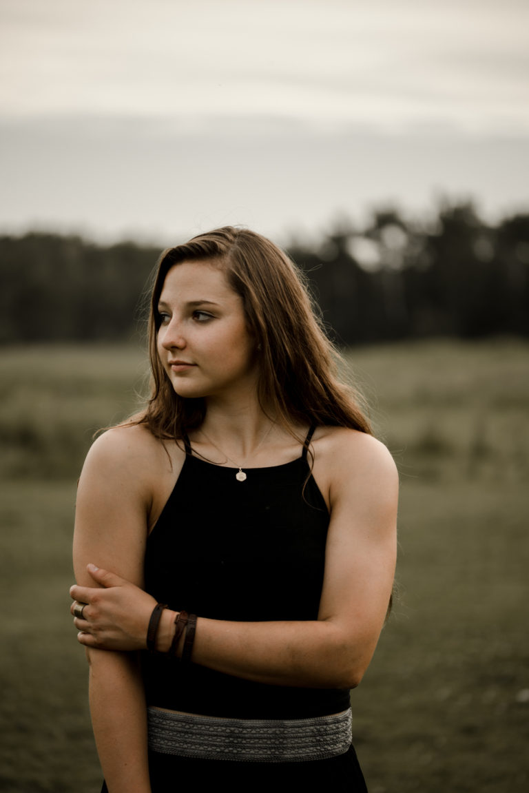 Winnipeg Summer Horse Portrait Shoot | Vanessa Renae