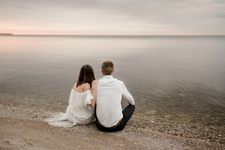 Matlock Beach Adventure Session - Alex & Kyle | Vanessa Renae