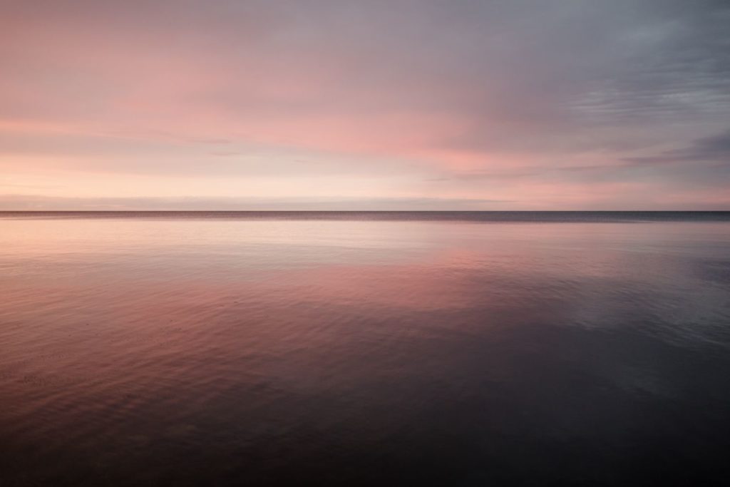 Matlock Beach Adventure Session - Alex & Kyle | Vanessa Renae