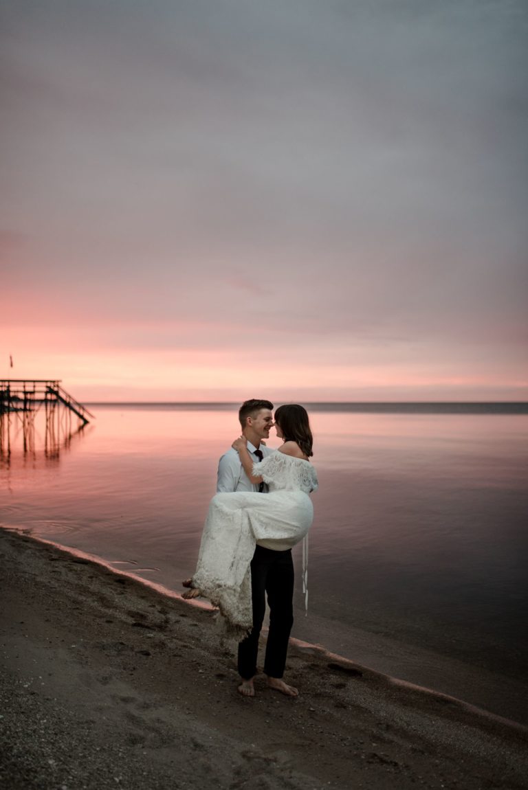 Matlock Beach Adventure Session - Alex & Kyle | Vanessa Renae